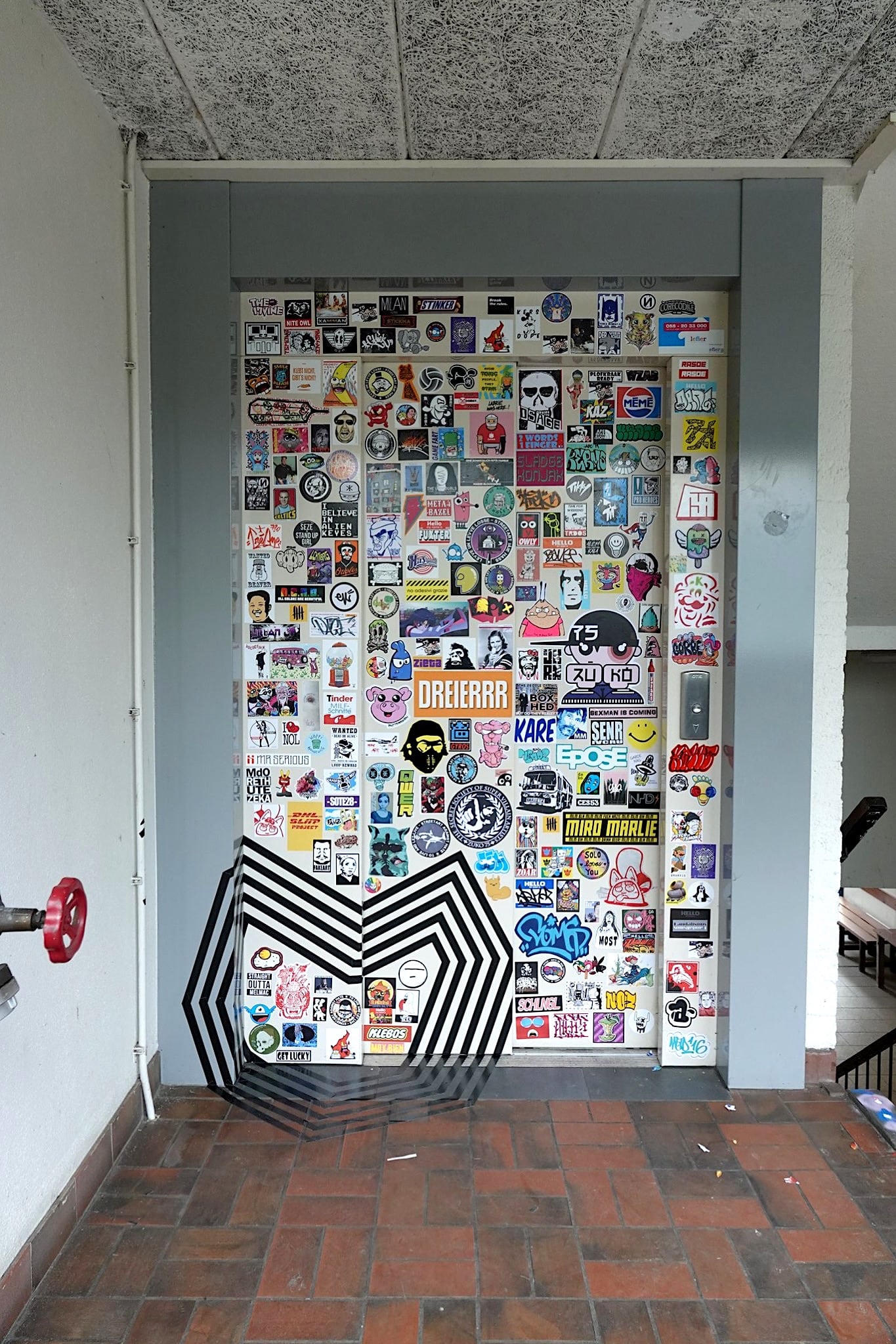 Sticker Art Bombing - KunstwerkT NL